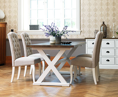 Jídelní stoly | JYSK.cz