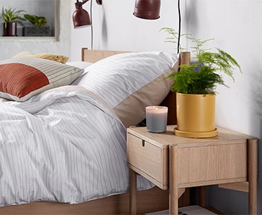 Vše pro moderní ložnici - matrace, postele, přikrývky, polštáře a povlečení